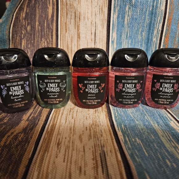 Bath & Body Works | Bath & Body | Emily In Paris Hand Sanitizer Pocketbac Set | Poshmark